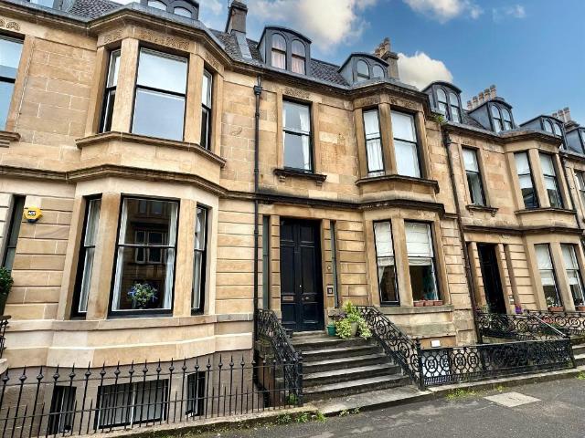 Belmont Street, Hillhead, Glasgow, G12 2 bed flat to rent £1,650 pcm £381 pw