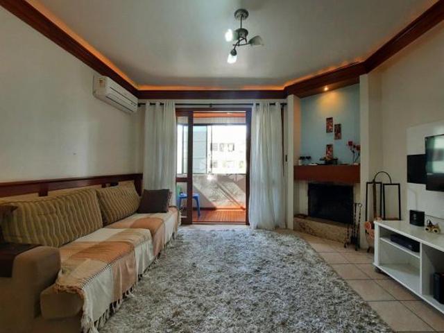 Belo apartamento amplo localizado no Bairro Nsº Srº de Fátima