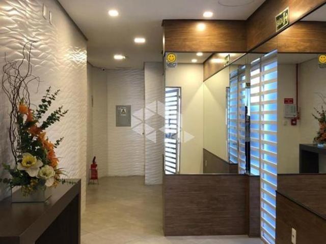 Belo apartamento com sacada