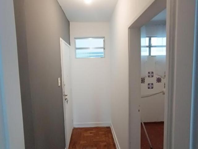 Belo Apartamento de 1 Quarto de 64m² com Dep. Completa frente praia Boqueirão !