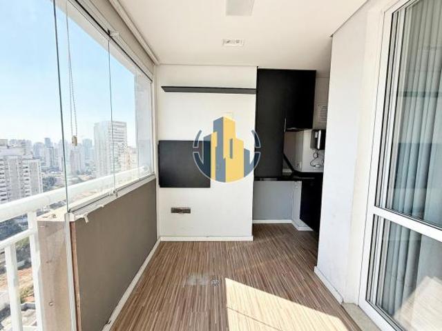 Belo apartamento em andar alto com vista privilegiada e 2 vagas