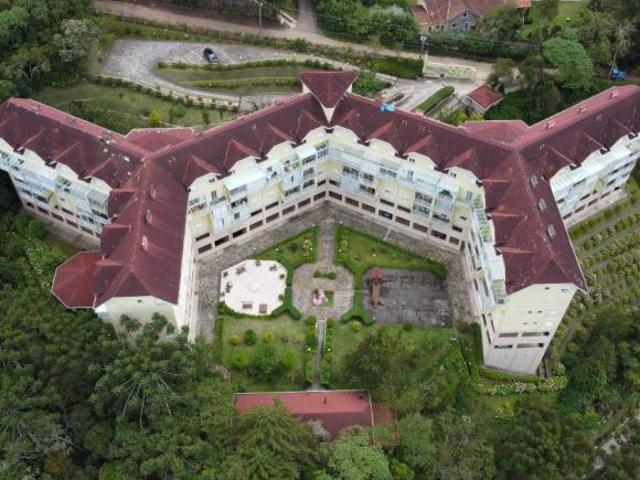 Belo apartamento finamente decorado 2 dormitórios, região turística de Campos do Jordão