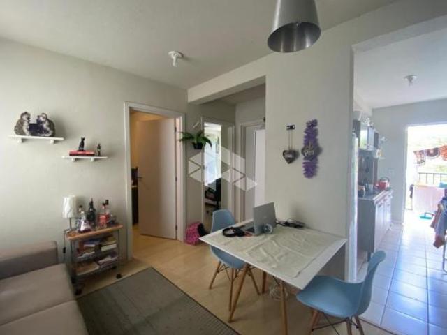 Belo apartamento 2 dormitórios com vaga fixa e escriturada e duas sacadas!