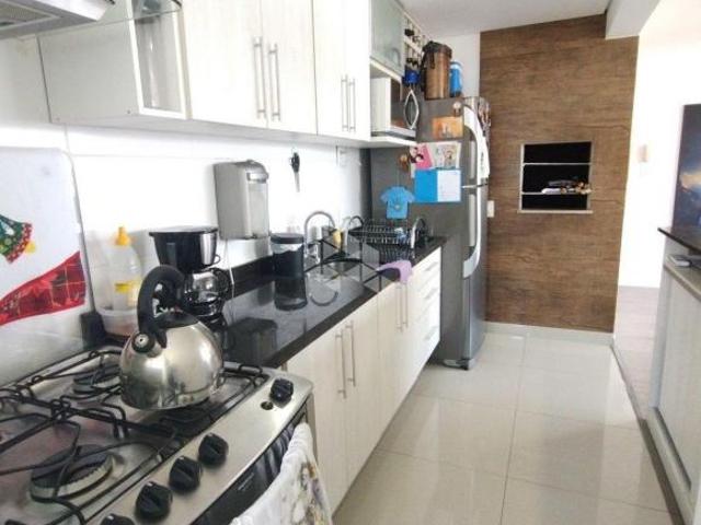 Belo apartamento 2 quartos com suíte, no bairro Tristeza com 65m²