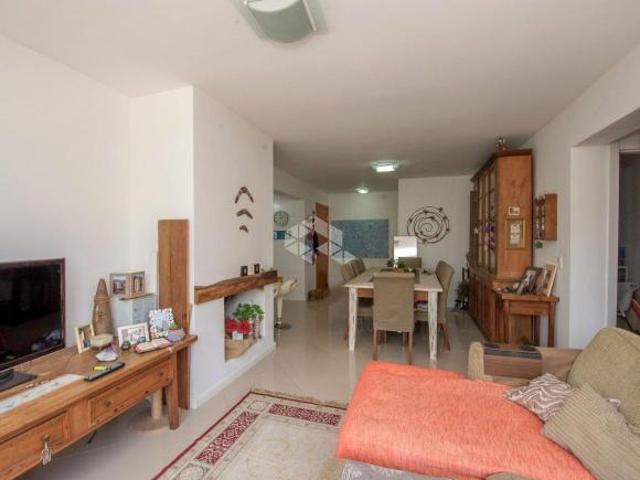Belo apartamento 3 dormitórios, suite e 3 vagas de garagem