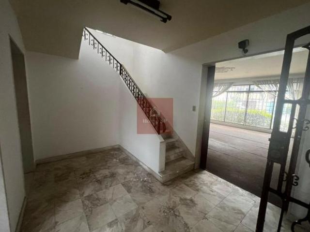 Belo ponto comercial no Jardim America