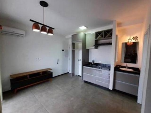 Belo studio de frente no Ed. Liberty