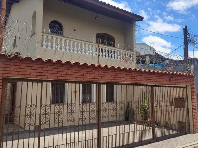 Belo Sobrado 170 m2, com 3 suítes e 3 vagas, Jd Tremembé, Pq Casa de Pedra