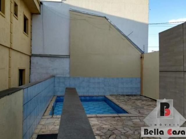 Belo Sobrado de Condomínio na Vial Formosa