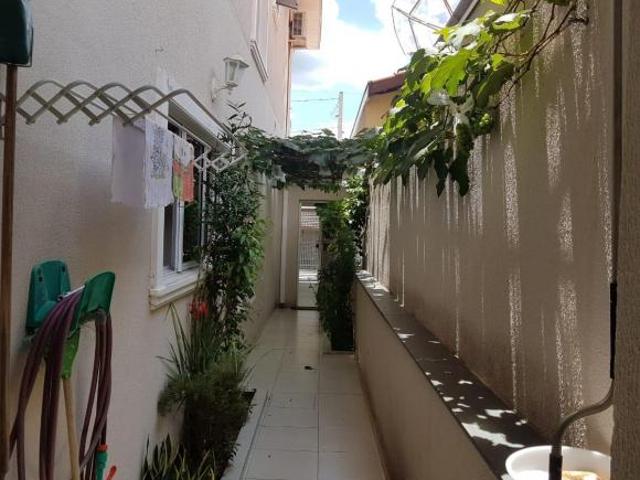 Belo sobrado Jd. Alvorada, 3 dormitórios