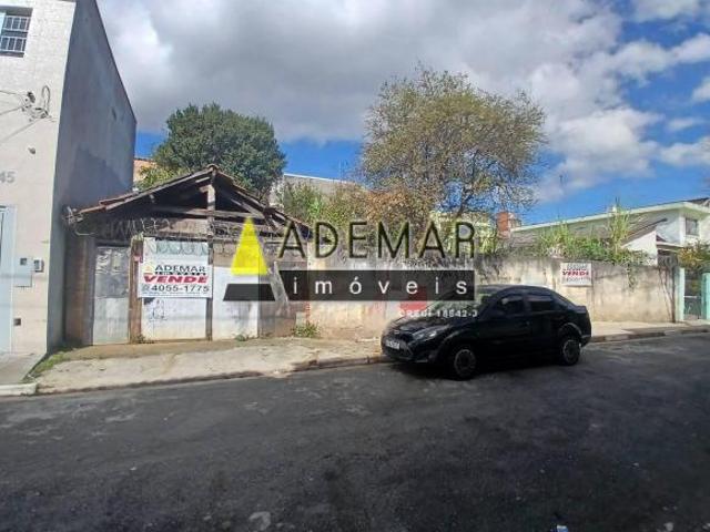 Belo terreno com duas matrícula cada uma 10x25 totalmente térreo