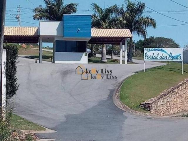 Belo terreno a venda com 395,05 m², em condomínio fechado, com quadra poliesportiva, playground, exc