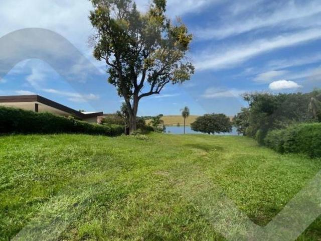 Belo Terreno em Frente a Represa