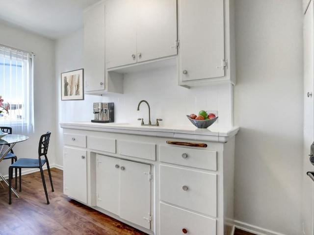 Beloit Avenue Apartments Studio Apartment for Rent at 1729 Beloit Ave, Los Angeles, CA 90025 West Los Angeles