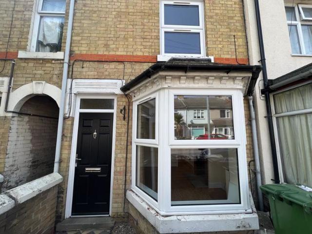 Belsize Avenue, Woodston, Peterborough PE2, 2 bed terraced house to rent, £950 pcm | PrimeLocation
