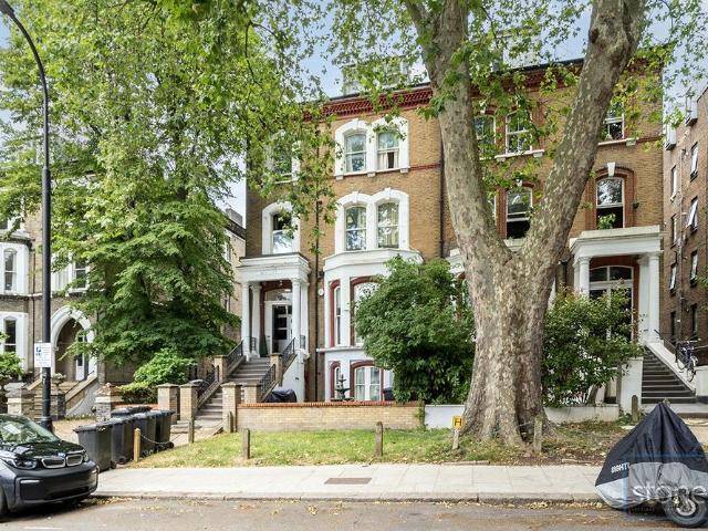 Belsize Avenue, London