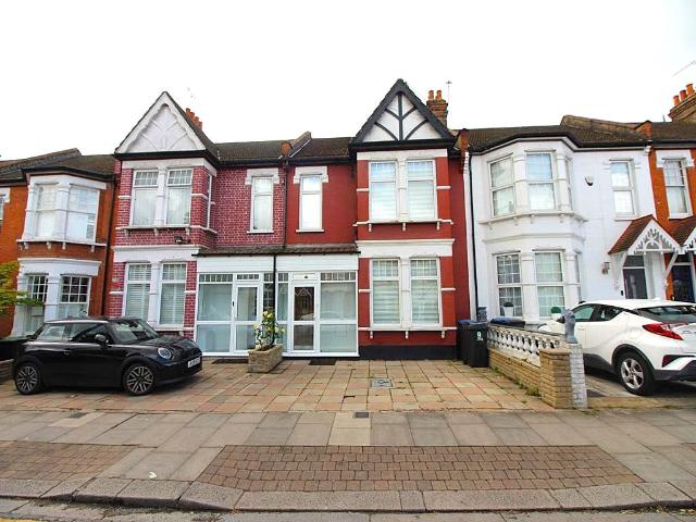 Belsize Avenue, London N13, 3 bed semi detached house to rent, £2,800 pcm | PrimeLocation