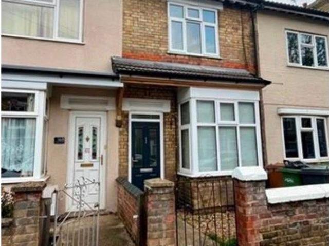 Belsize Avenue, Peterborough PE2, 3 bed terraced house to rent, £1,000 pcm | PrimeLocation