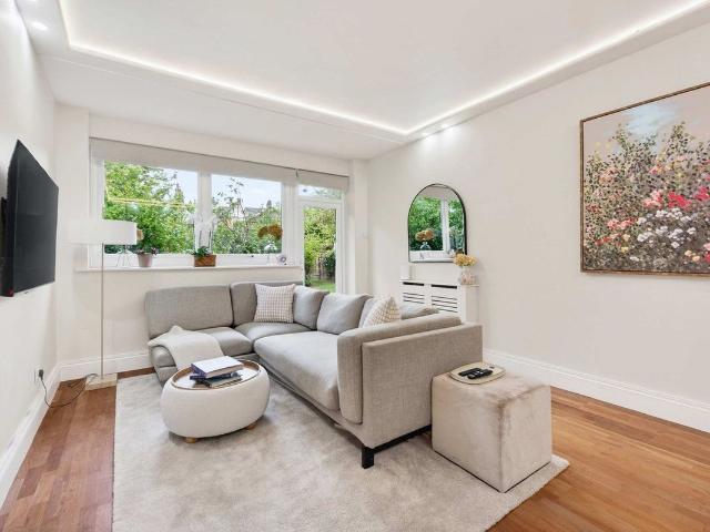 Belsize Park NW3, 2 bed flat to rent, £7,776 pcm | PrimeLocation