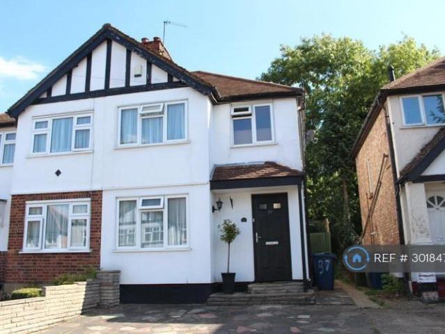 Belsize Road, Harrow, HA3 3 bed semi detached house to rent £2,300 pcm £531 pw