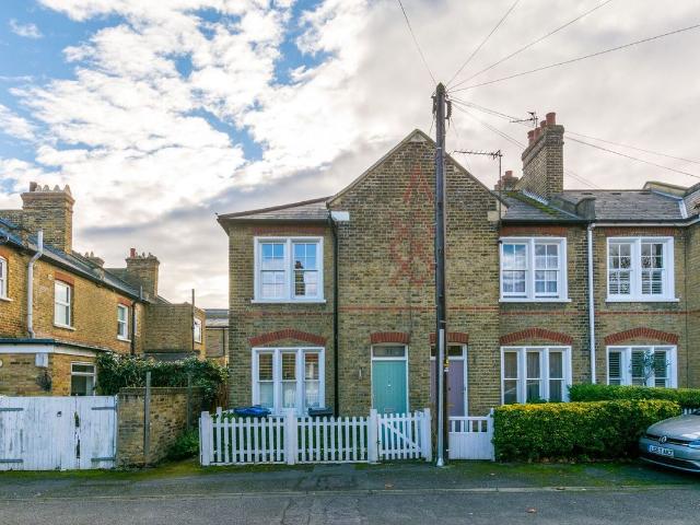 Bertram Cottages, Wimbledon, London SW19, 2 bed end terrace house to rent, £3,000 pcm | PrimeLocation