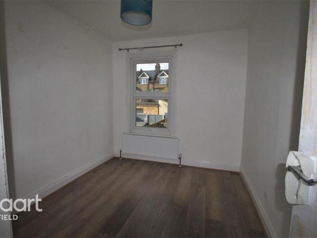 Bertram Road, Enfield 3 bed terraced house to rent £2,100 pcm £485 pw