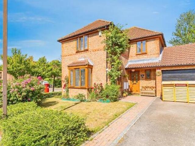 Berwald Close, Browns Wood, 4 Bedroom Detached