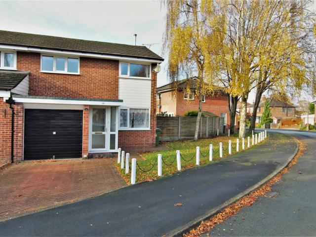 Berwick Avenue, Heaton Mersey, Stockport, 3 bedroom, Semi Detached