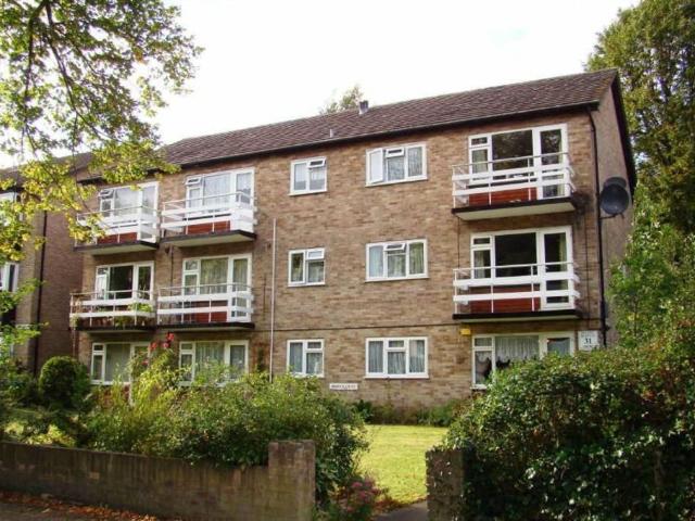 Berwick Court, 31 The Avenue, Worcester Park KT4, 1 bed flat to rent, £1,352 pcm | PrimeLocation