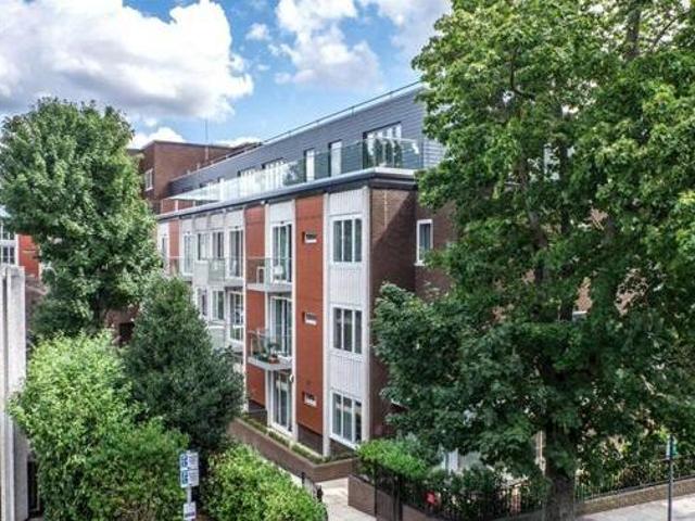 Berwick House, Orpington, 2 Bedroom Flat