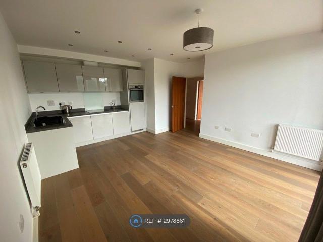 Berwick House, Orpington BR6, 1 bed flat to rent, £1,450 pcm | PrimeLocation