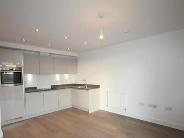 Berwick House, Knoll Rise, 1 Bedroom Flat