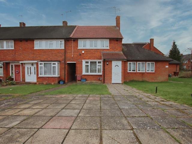 Berwick Road, Borehamwood WD6, 3 bed property to rent, £2,250 pcm | PrimeLocation