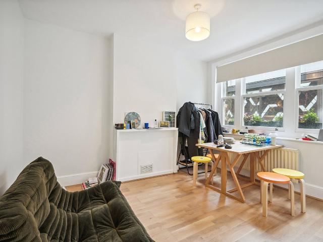 Berwick Street, London W1F, Studio to rent, £2,210 pcm | PrimeLocation