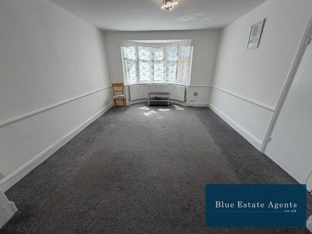 Berwyn Avenue, Hounslow TW3, 3 bed semi detached house to rent, £2,650 pcm | PrimeLocation