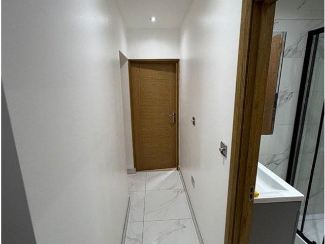 Berwyn House, London N16, 2 bed flat to rent, £2,000 pcm | PrimeLocation