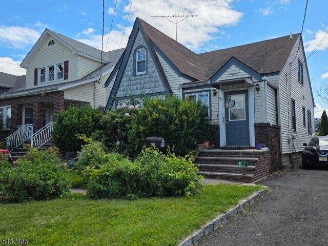 Berwyn St, Union Twp, Home For Sale