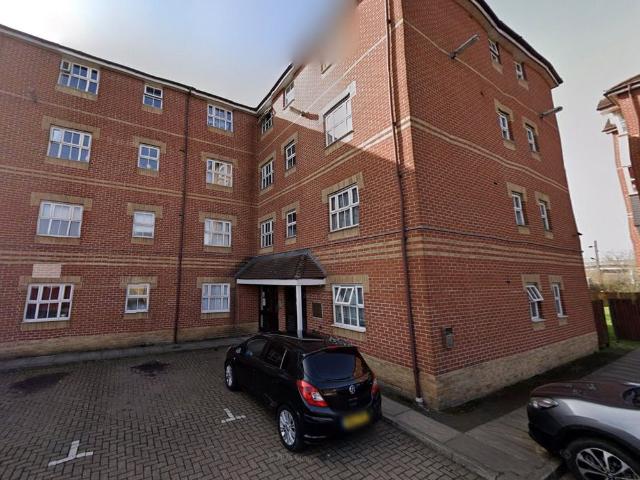 Berberis Court, Ilford IG1, 1 bed flat to rent, £1,250 pcm | PrimeLocation
