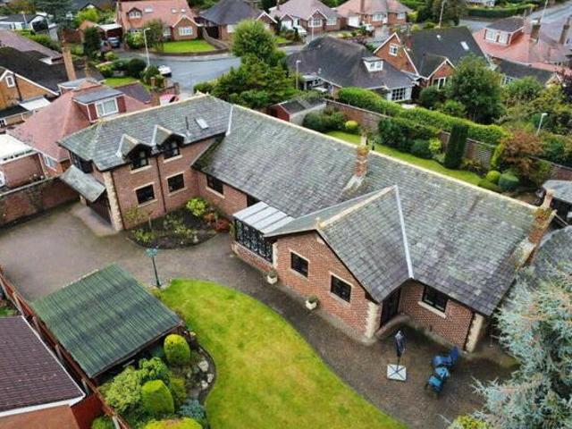 Beresford Gardens, Churchtown, 4 Bedroom Detached