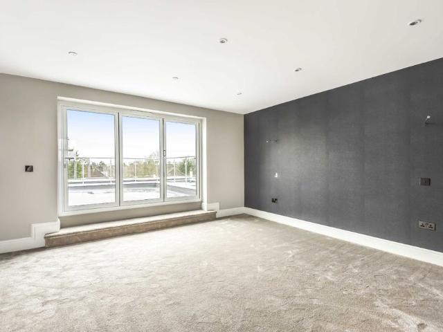 Bergamot House, 52 Rowantree Road