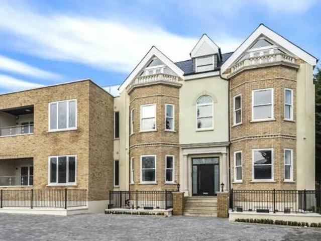 Bergamot House, Rowantree Road, 3 Bedroom Penthouse
