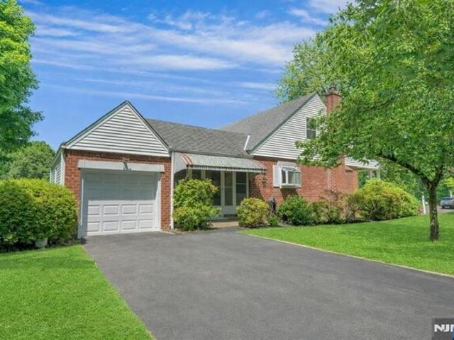 Bergen Blvd, Oradell, Home For Sale