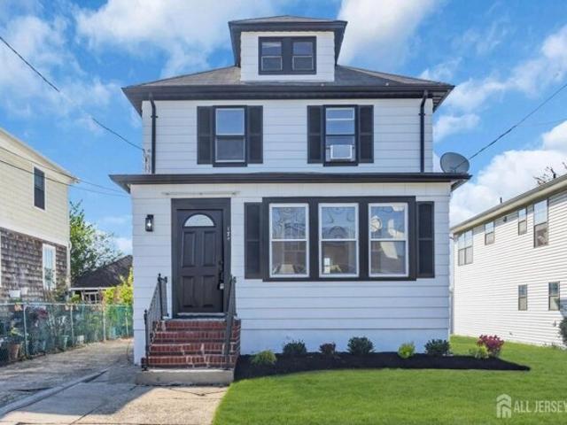 Bergen St, Woodbridge Proper, Home For Sale