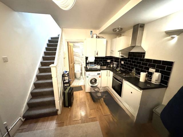 Bergholt Avenue, Ilford IG4, Ilford, 1 bed terraced house to rent, £1,200 pcm | PrimeLocation
