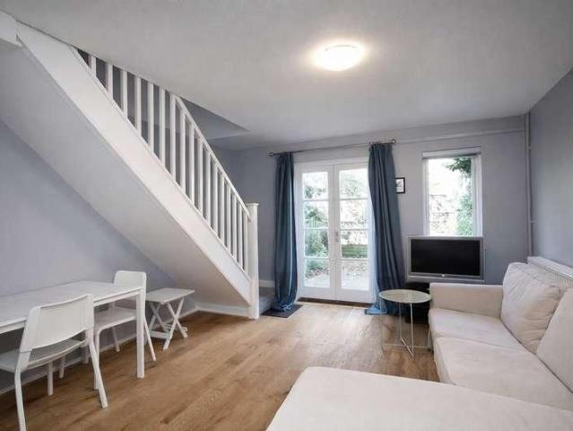 Bergholt Mews, Camden Town, NW1
