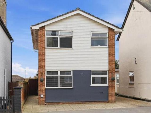 Bergholt Road, Colchester, 3 Bedroom Detached