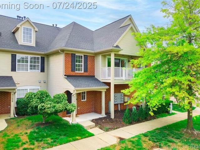 Berkeley Ave, Canton, Condo For Sale