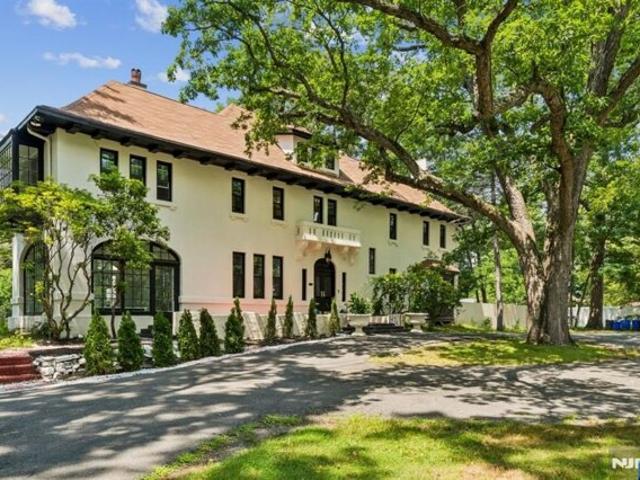 Berkeley Ave, Orange, Home For Sale