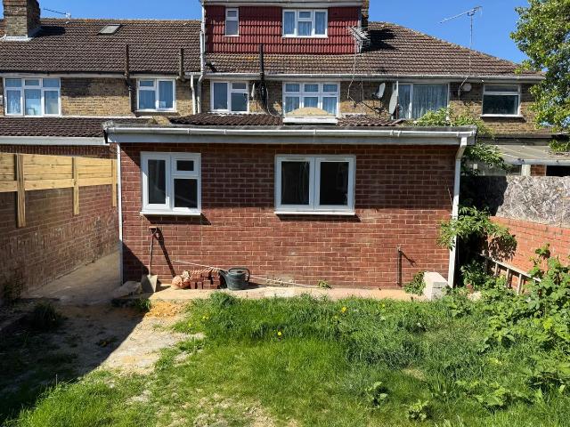 Berkeley Avenue, Hounslow TW4, 3 bed terraced house to rent, £2,200 pcm | PrimeLocation