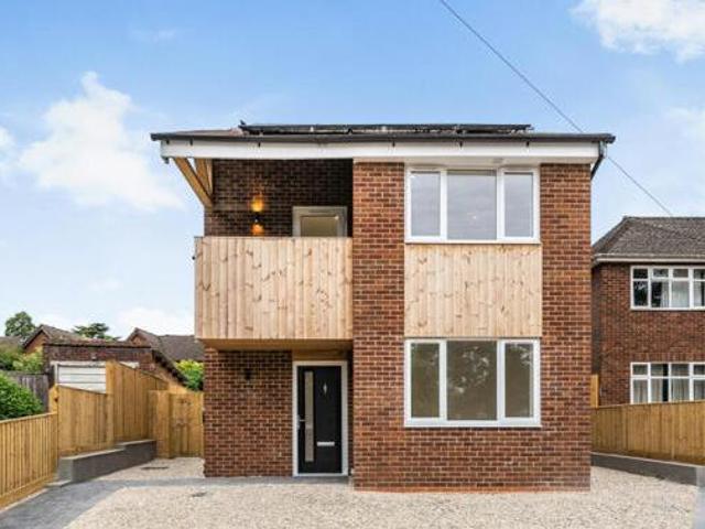 Berkeley Avenue, Reading, 4 Bedroom Detached